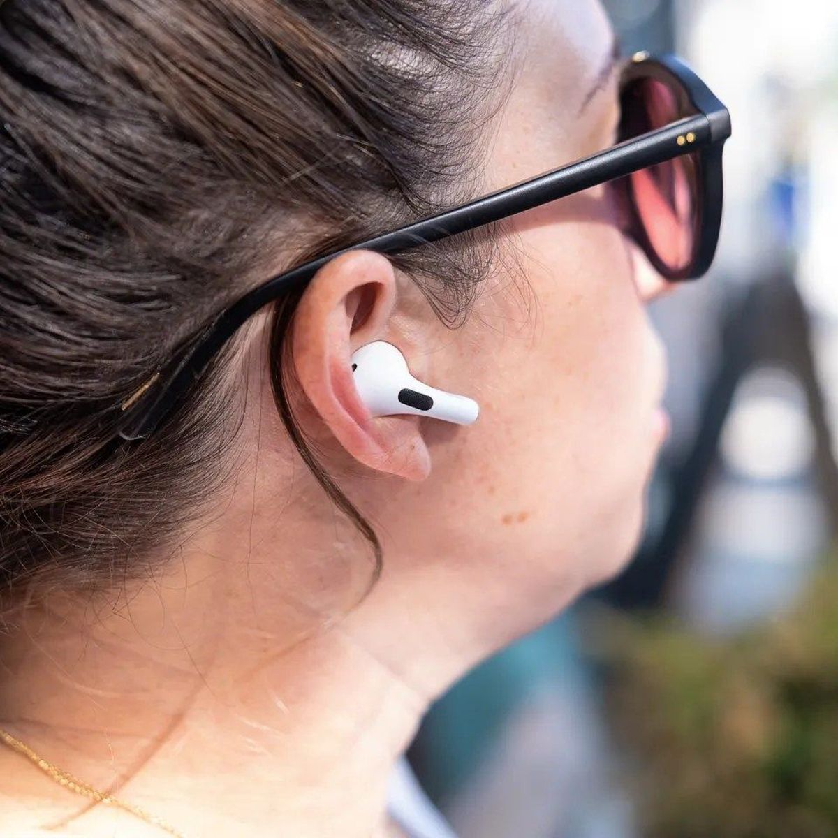 Apple AirPods Hit Record Low Prices as Black Friday Approaches | The ...