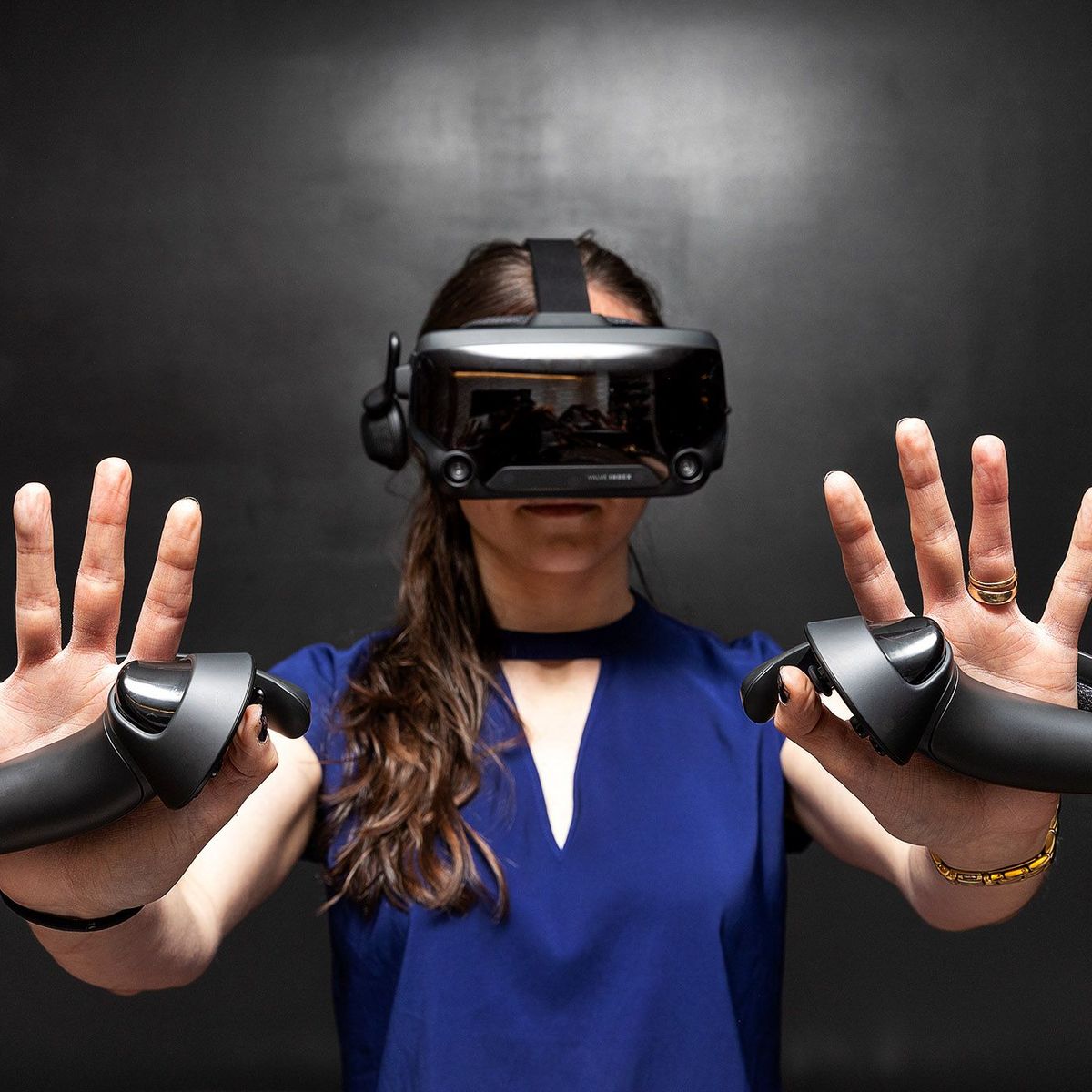 Valve Discontinues Index VR Headset as Steam Frame Arrives | The Tech Buzz