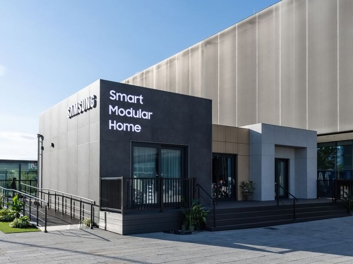 Samsung Unveils AI Smart Modular Home at IFA 2025 | The Tech Buzz