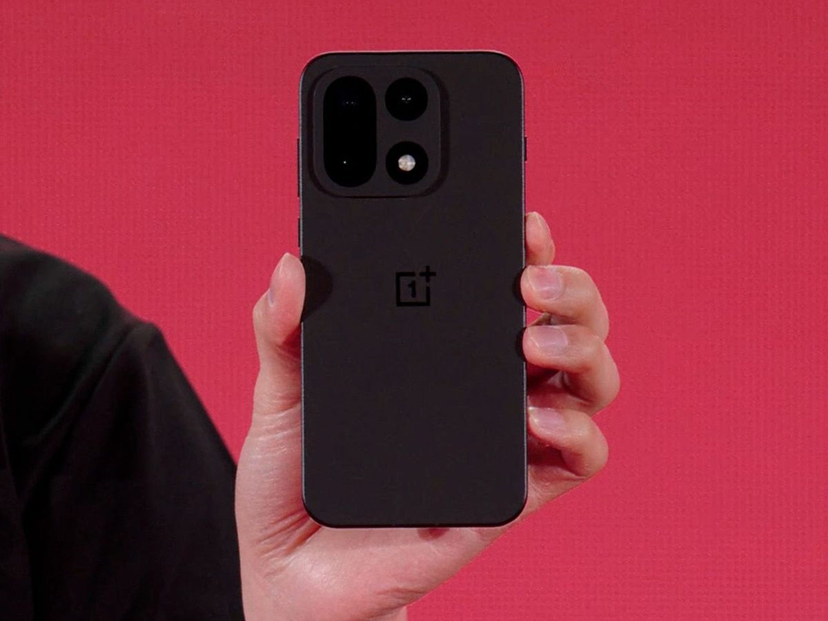 OnePlus Skips 14, Jumps to OnePlus 15 with New Snapdragon Chip | The ...