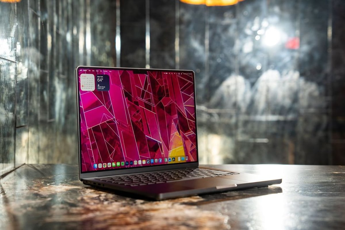 Black Friday Laptop Deals: Expert Picks with $400+ Savings | The Tech Buzz